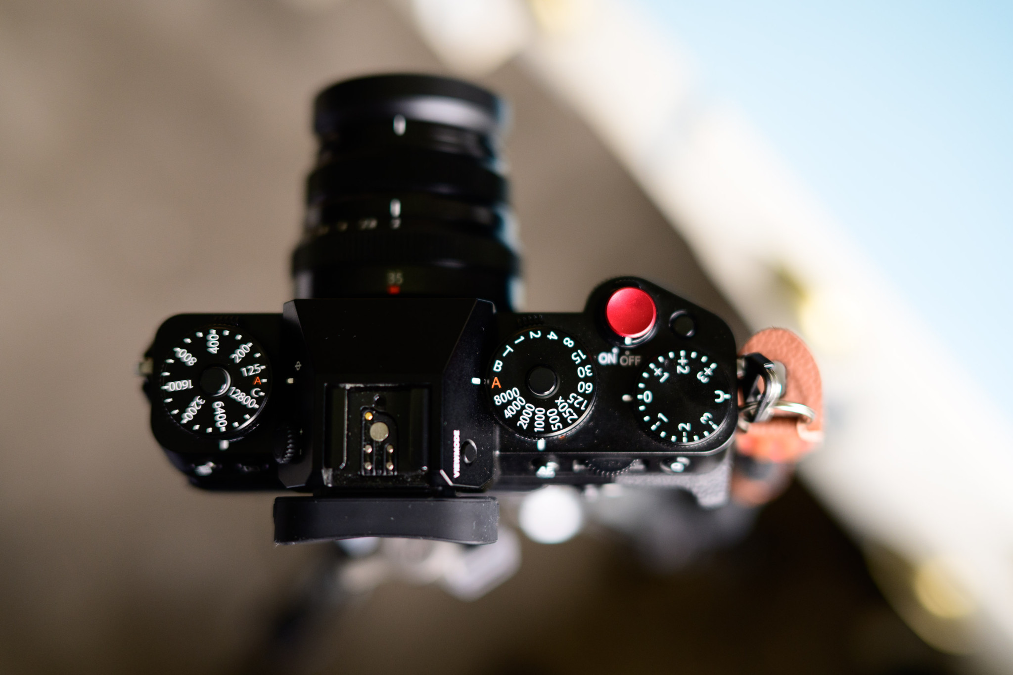 Fuji XT5 vs X100VI for Street Photography: A Detailed Comparison - The Cotswold Photographer